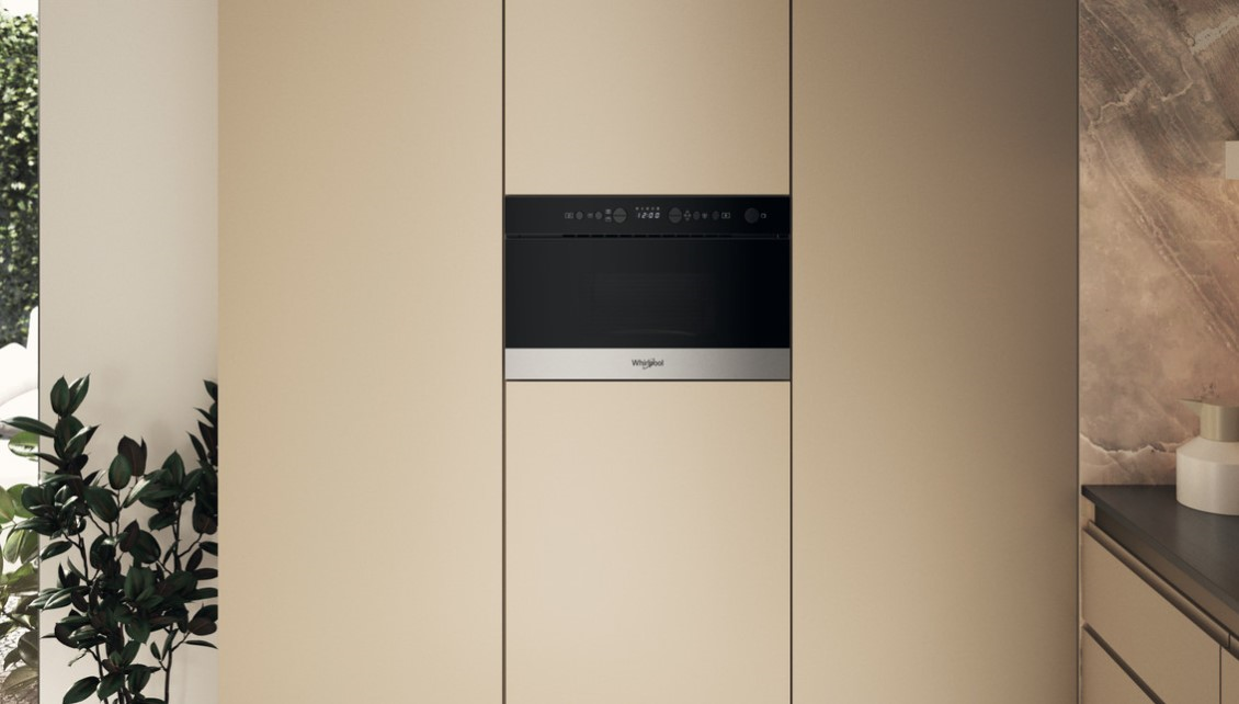 Gowan Home. Whirlpool Built In 22L Microwave With Crisp Plate Stainless ...
